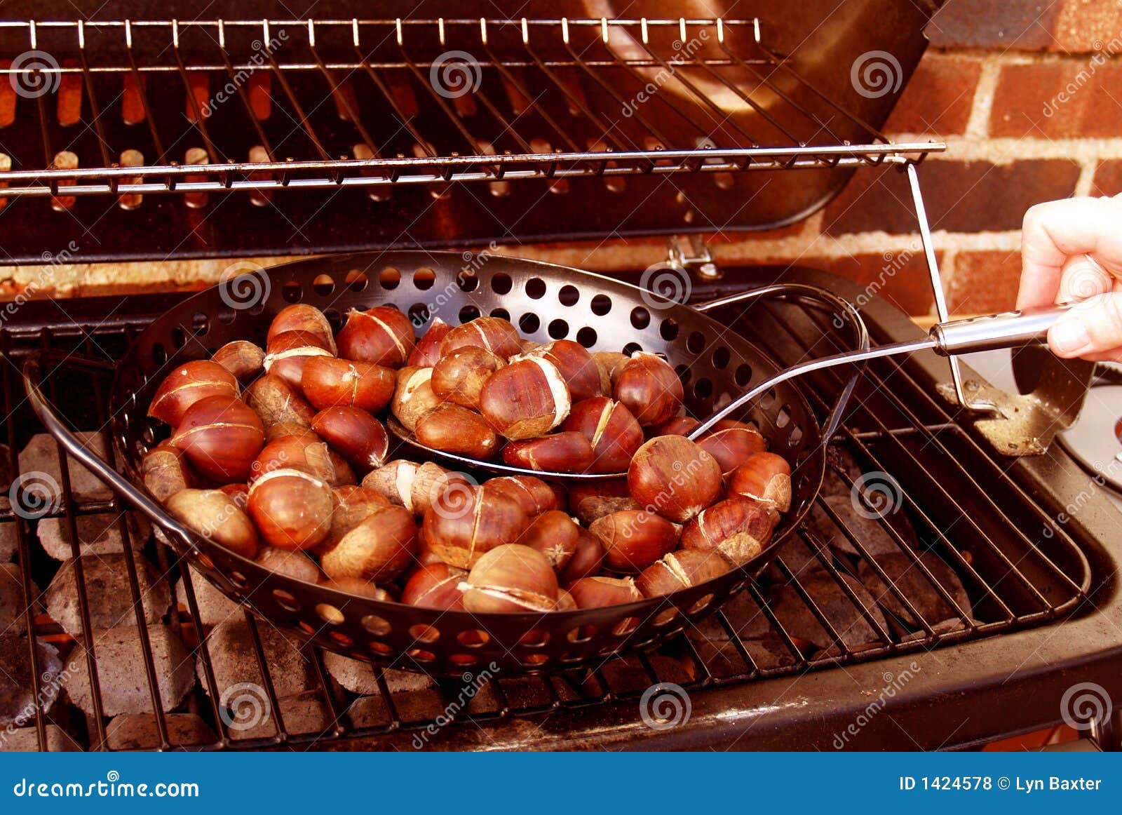 Spine Cracking Stock Photos - Free & Royalty-Free Stock Photos from ...