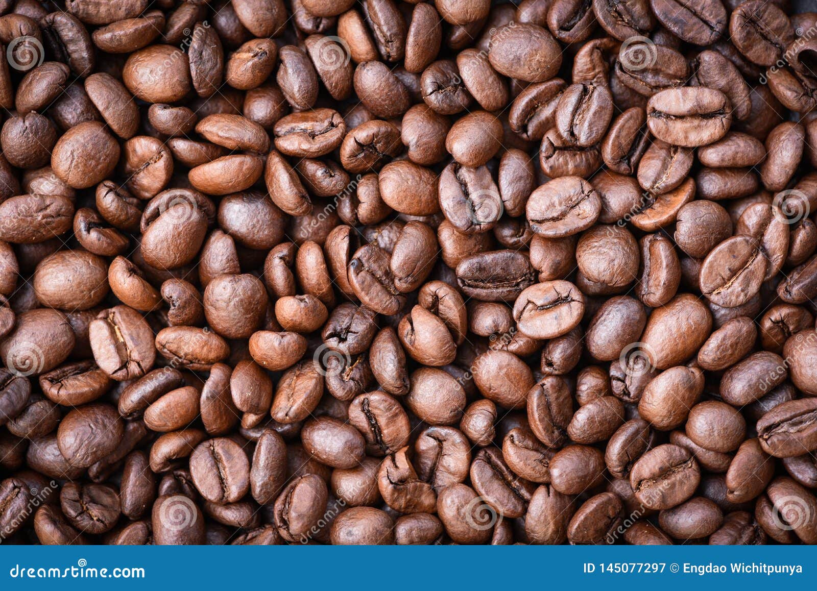 Roasted Coffee Beans Texture Background / Close Up Coffee Bean Top View ...
