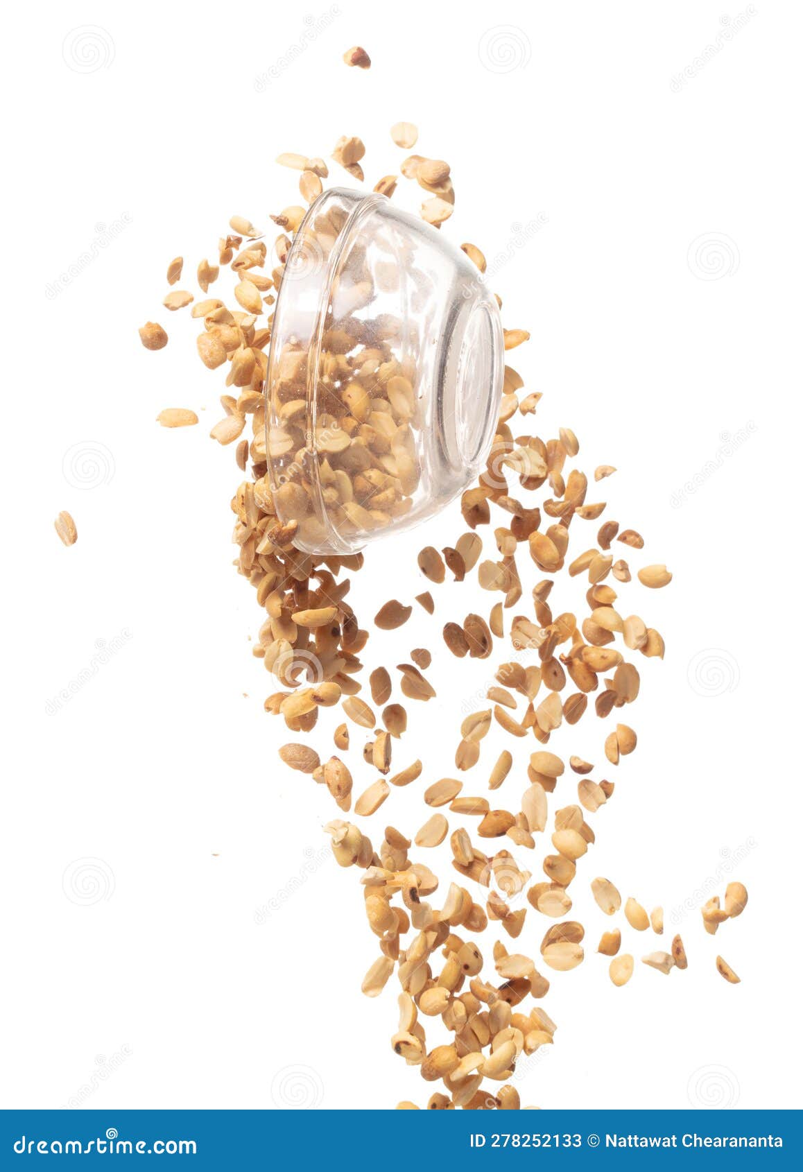 Roasted Peanut Bean Fall Throw Up in Glass Bowl, Roasted Peanut Bean ...