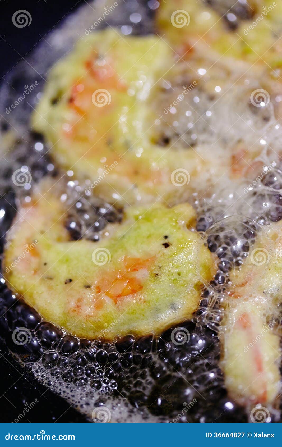 Prying Pan Stock Photos - Free & Royalty-Free Stock Photos from Dreamstime