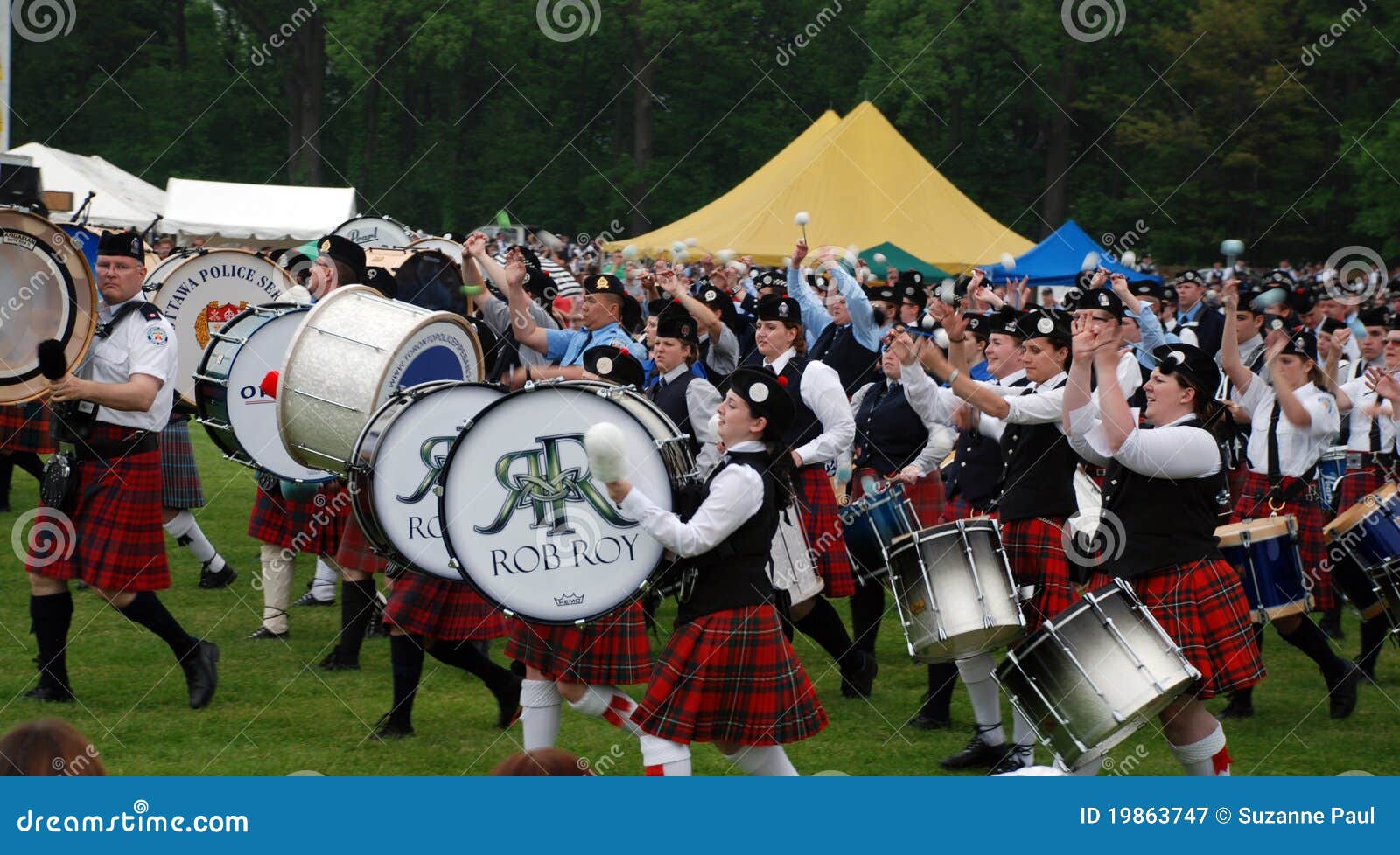 The Rob Roy drum corps editorial photography. Image of highland - 19863747