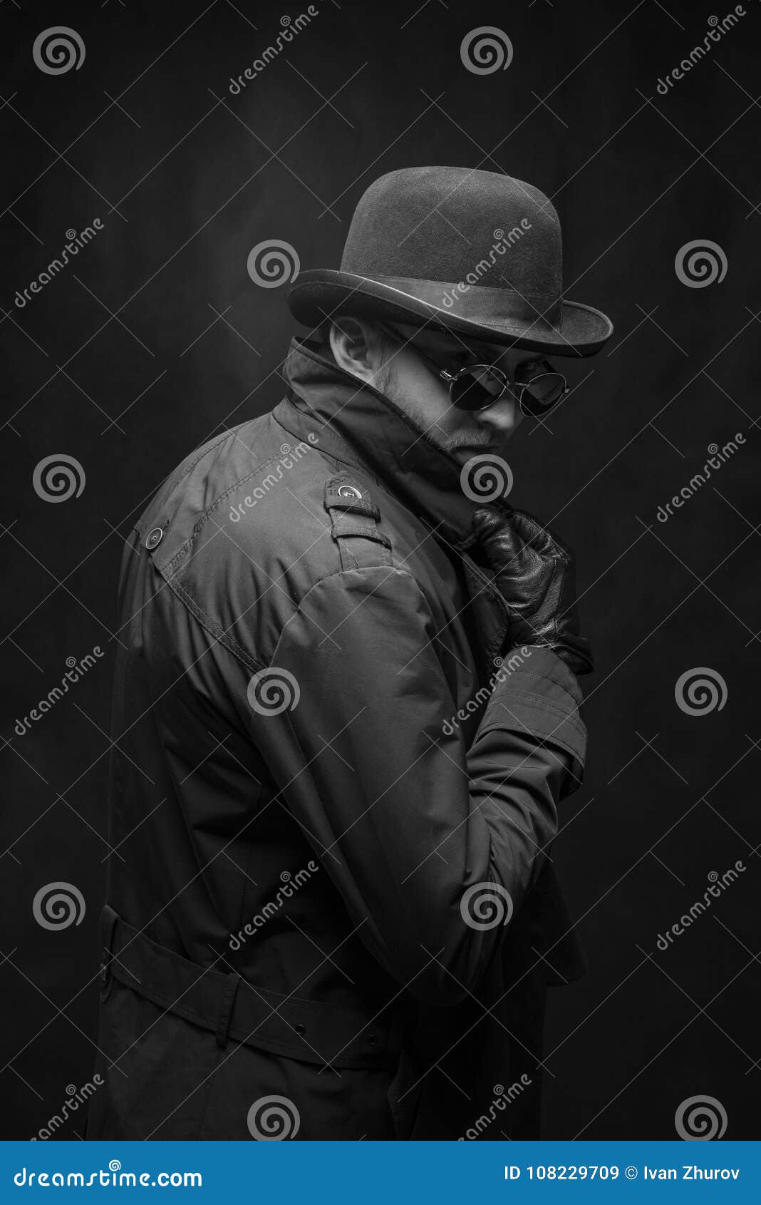 Robber in a Hat, Glasses and Black Gloves, Black and White Frame Stock ...