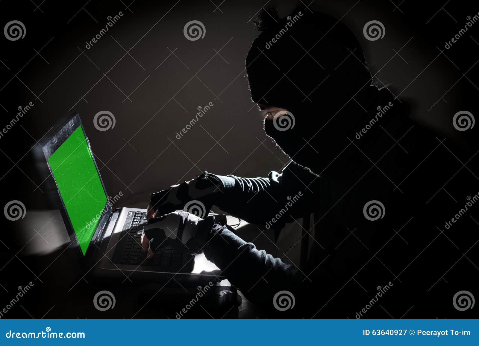 Robber Man Hacking Computer Stock Image - Image of mask, hacker: 63640927