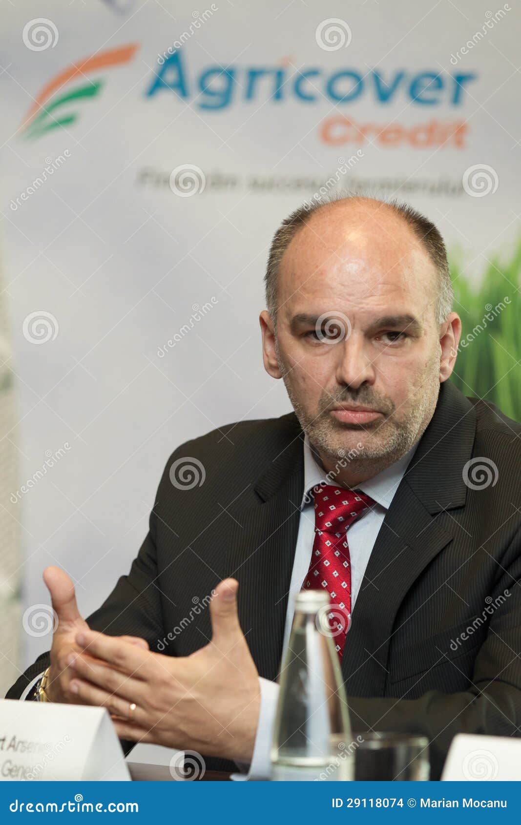 Robert Arsene editorial stock image. Image of business - 29118074