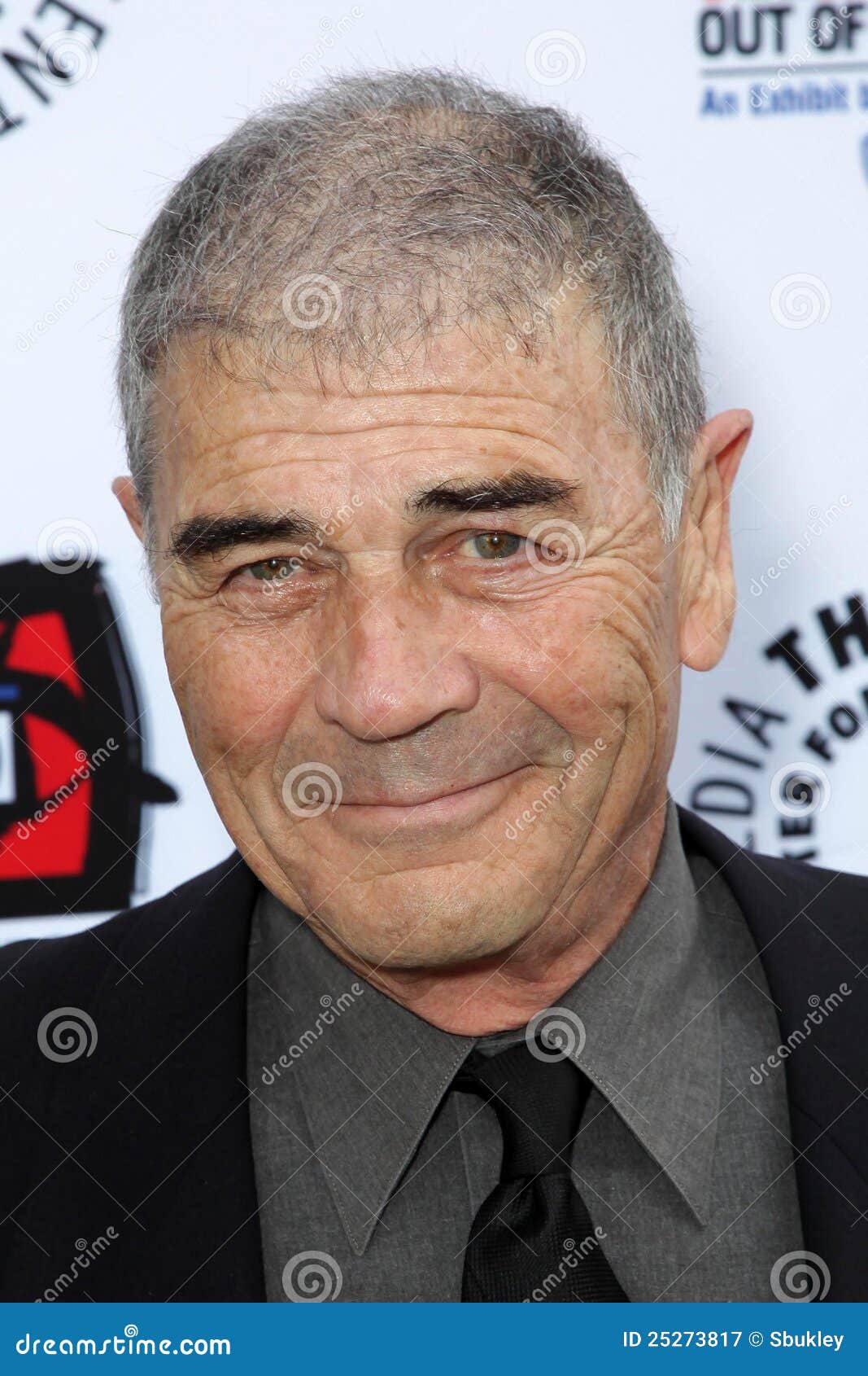 Robert Forster editorial photography. Image of hills - 25273817