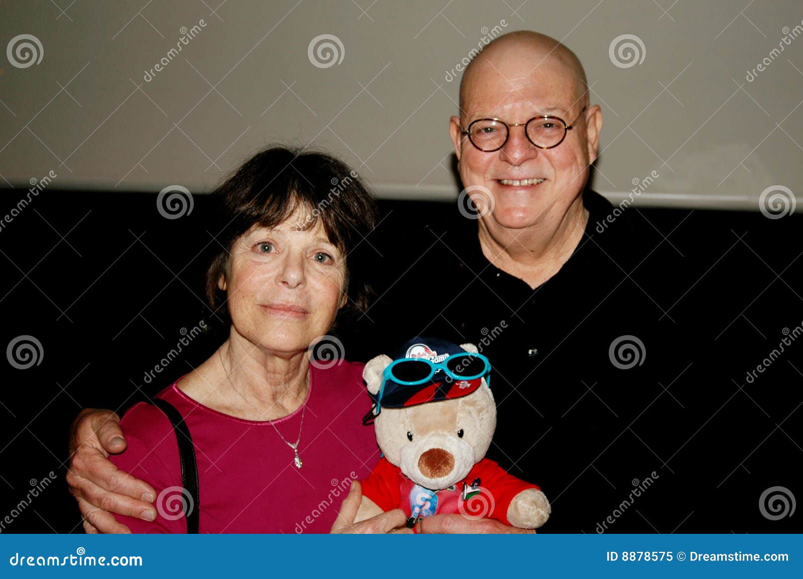 Robert Goodwin and Sheila Larkin Editorial Image - Image of bear ...