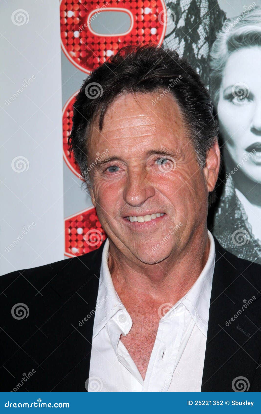 Robert Hays