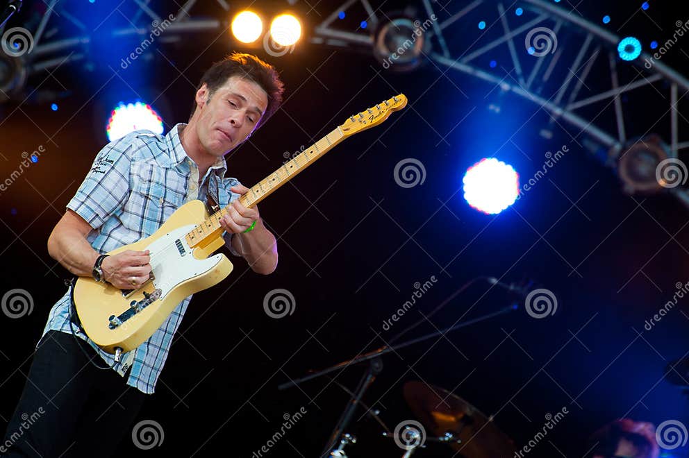 Robert Lenc editorial stock photo. Image of performance - 21499878