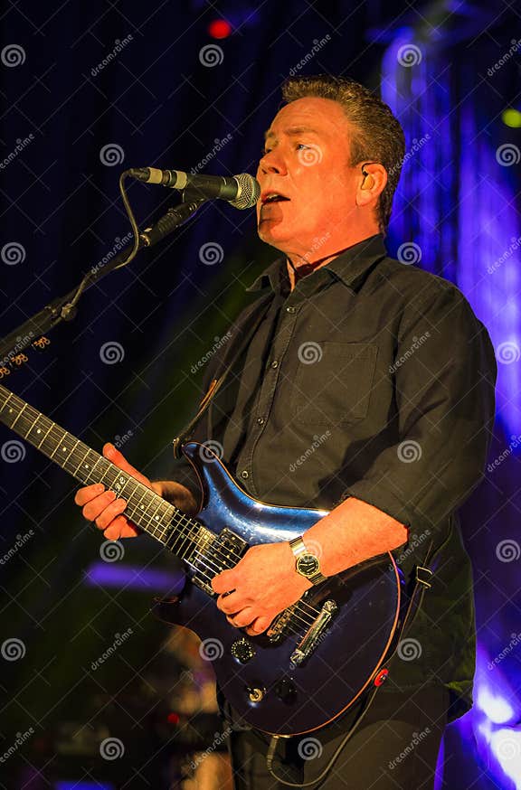 Robin Campbell of UB40 editorial photography. Image of band - 88437372