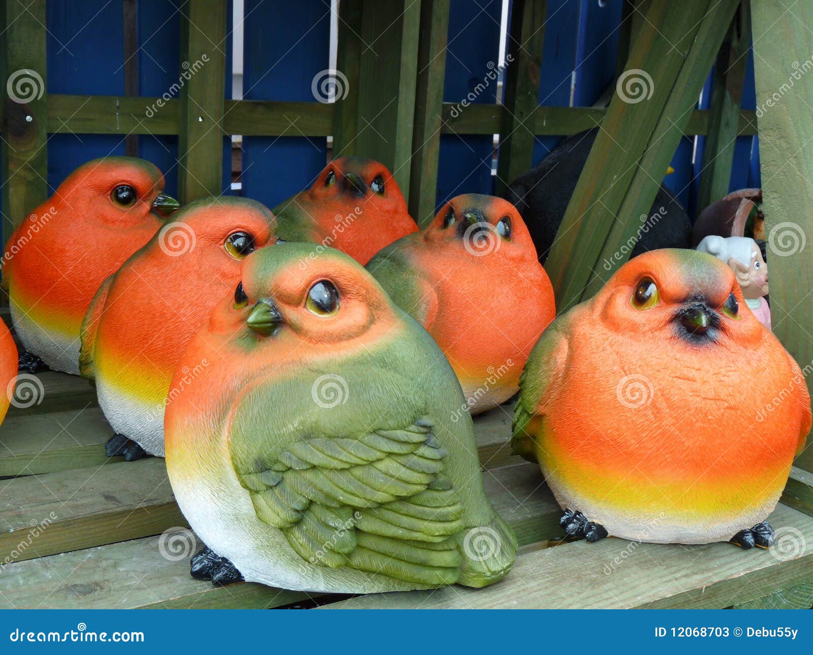 Robin Red Breast - Ceramic Garden Ornaments Stock Image - Image of ...
