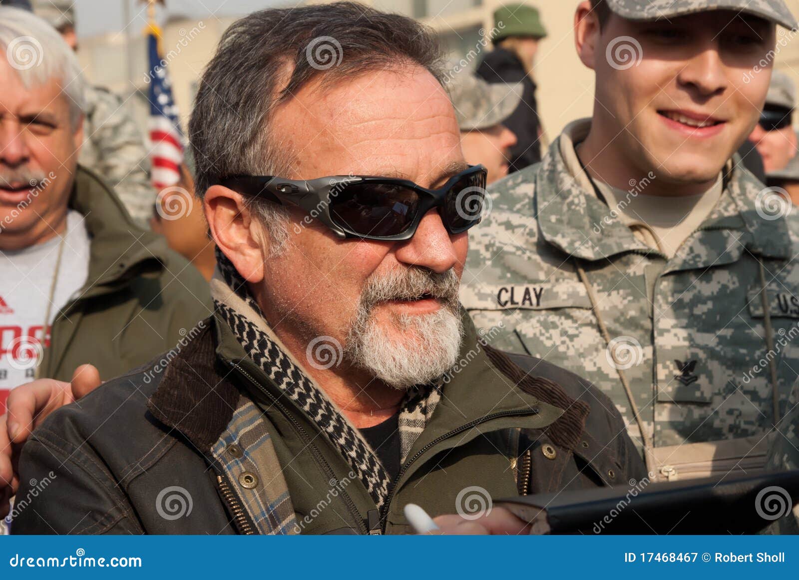 Robin Williams with the Troops Editorial Photography - Image of ...