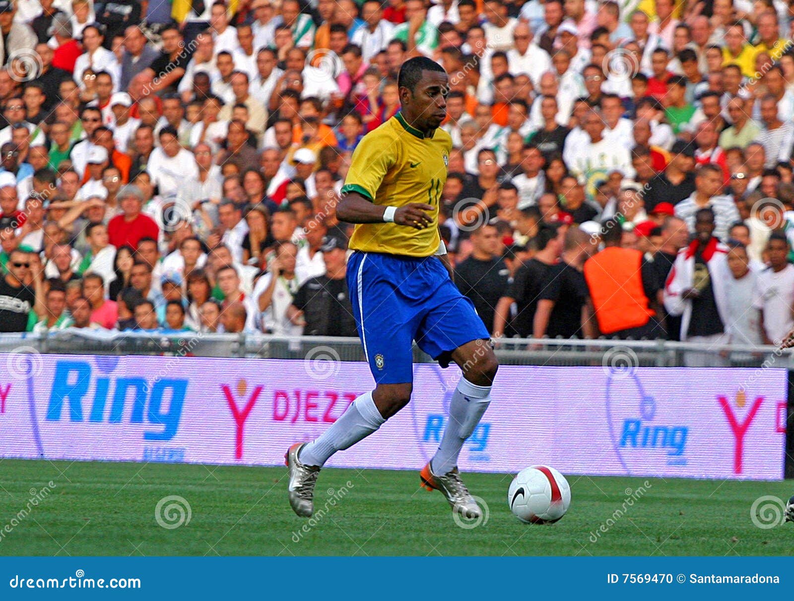 Robinho de Brasil imagem editorial. Imagem de mundo, internacional ...