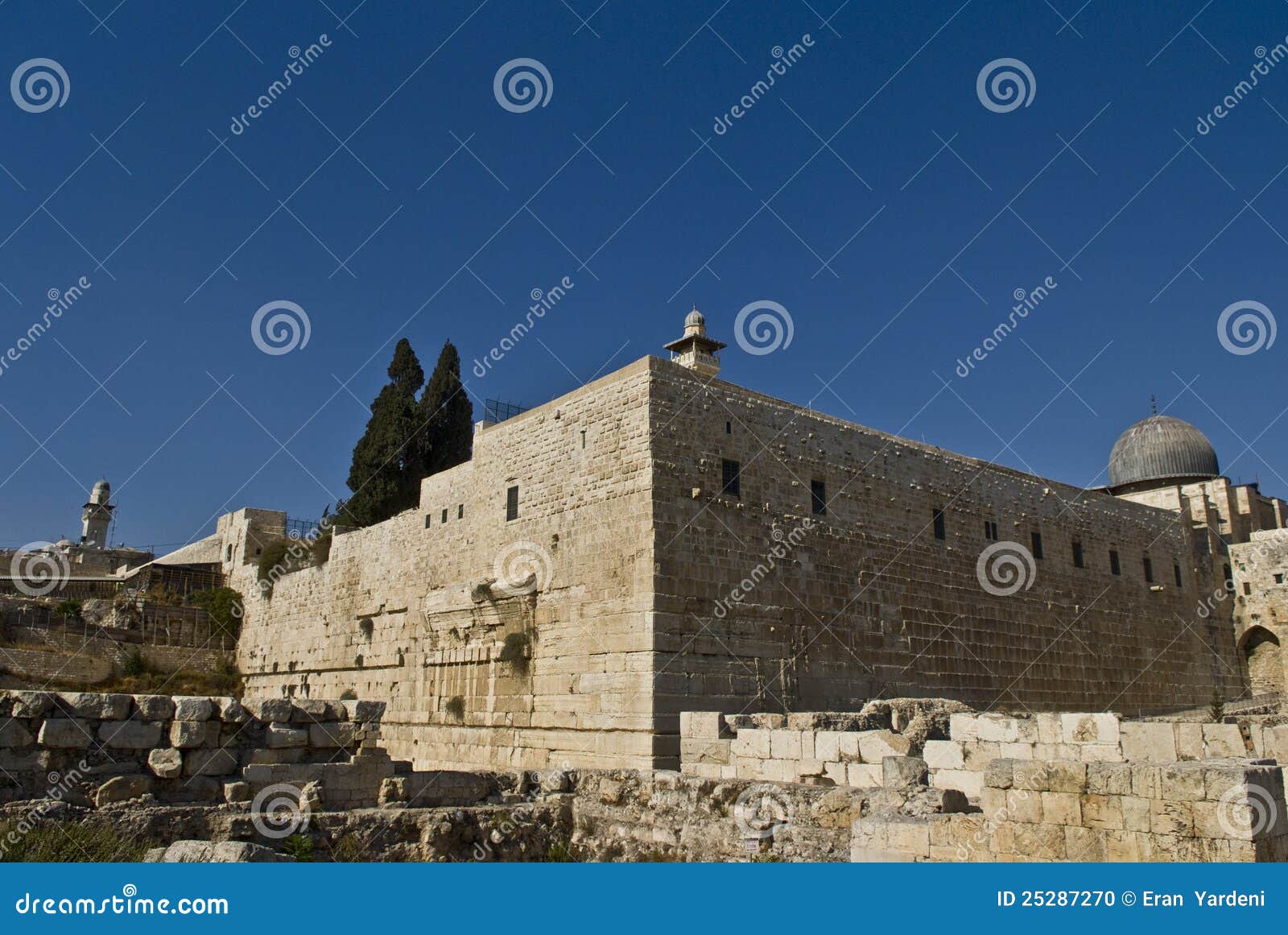 Robinson Arc, Second Jewish Temple, Jerusalem Stock Photo - Image of ...