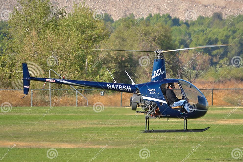 Robinson R22 Beta II editorial image. Image of fuel, helicopter - 28544765