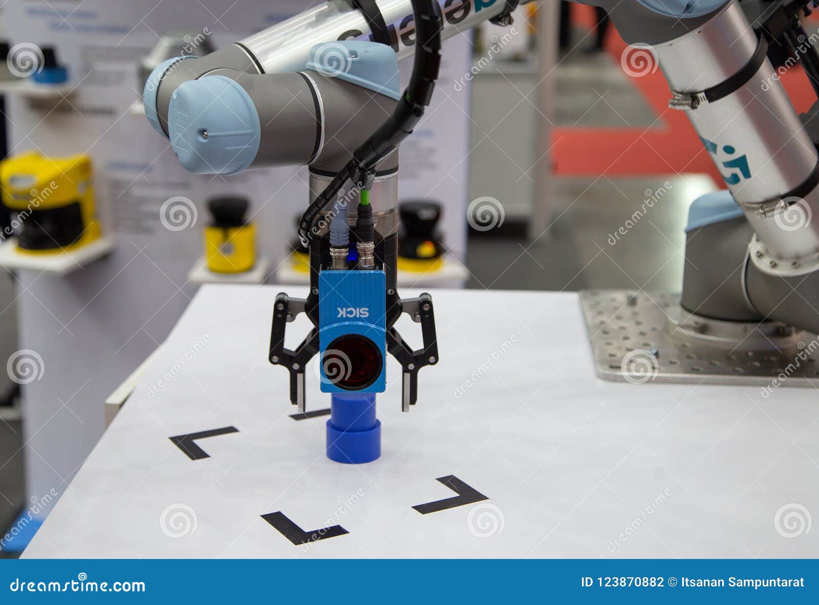 Loading/unloading Goods Editorial Photo | CartoonDealer.com #19640723