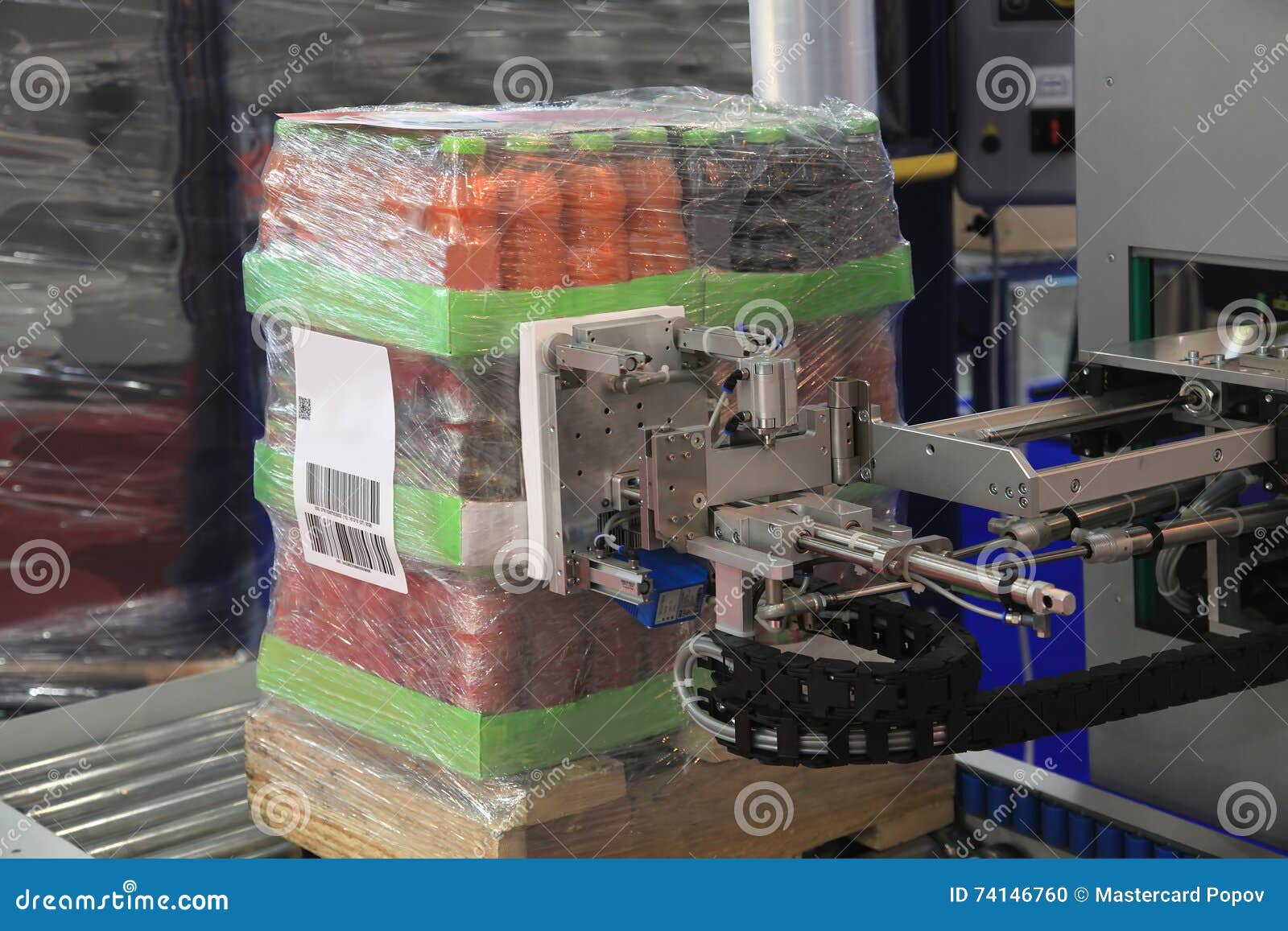 Robot glue labels stock photo. Image of packaging, canned - 74146760