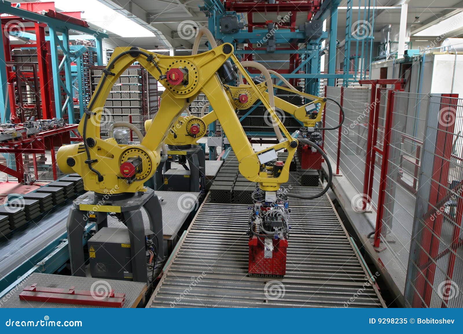 Robot industriel image stock. Image du centrale, connexion - 9298235