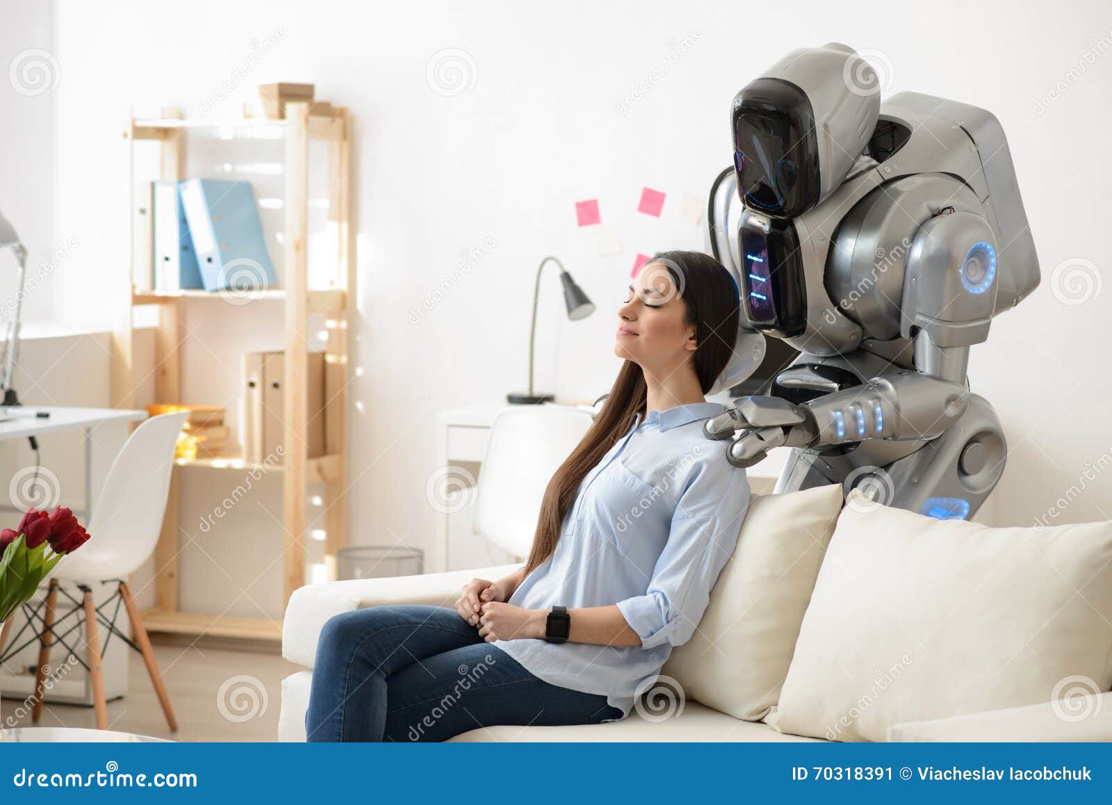 Robot Moderno Que Hace Un Masaje Imagen de archivo - Imagen de digital ...