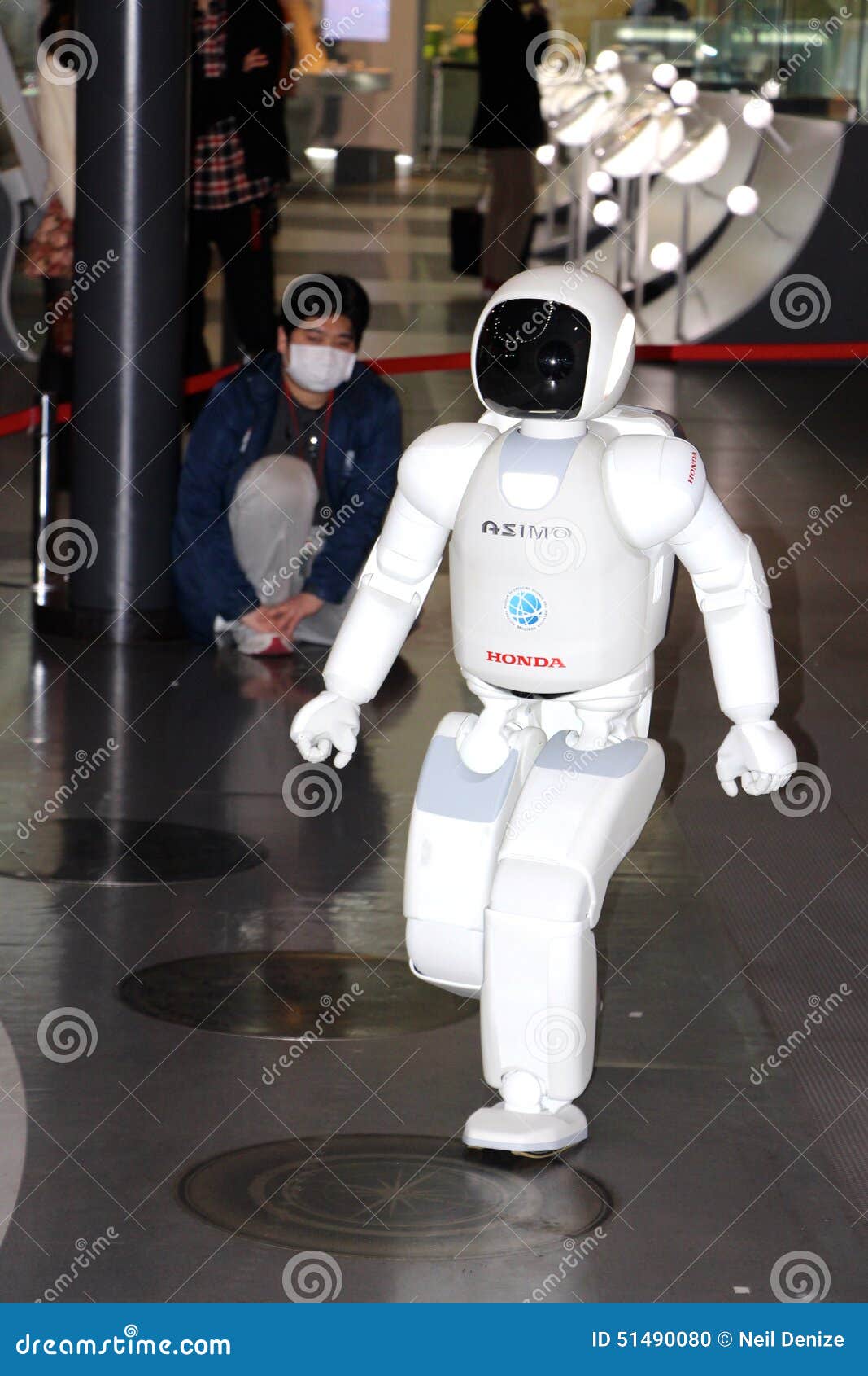 Robot Walking Around Doing a Demo at Museum Editorial Image - Image of ...