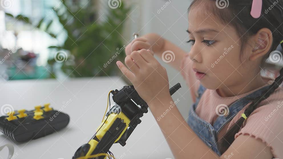 Robotics Programming Class. Children Construct and Code Robots Stock Image - Image of joystick ...