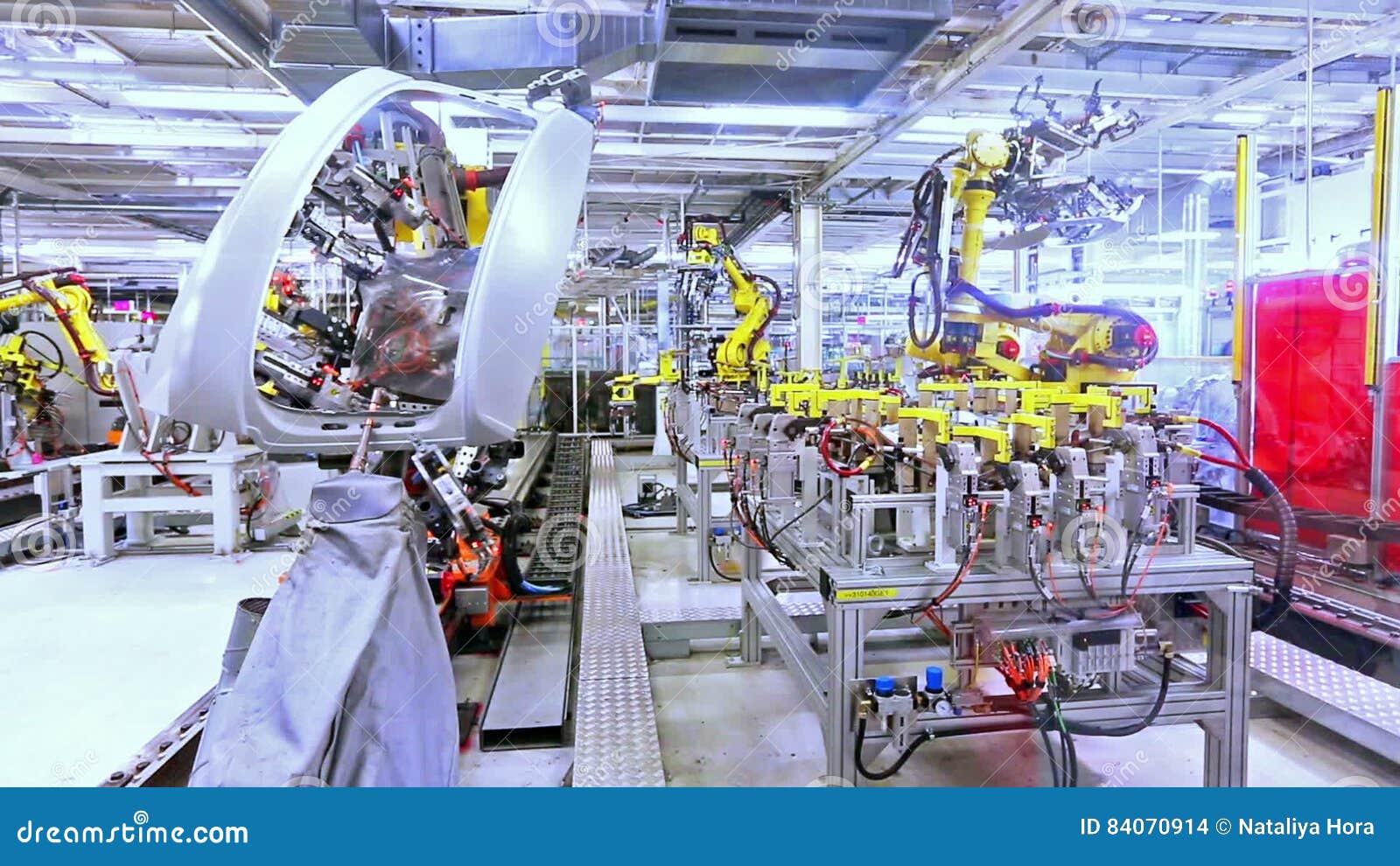 Robots in a car plant stock footage. Video of heavy, machine - 84070914