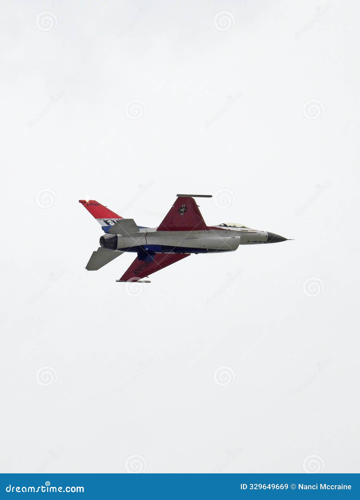ROC Rochester Airshow Air Force F16 Viper Demo Flyby Stock Image ...