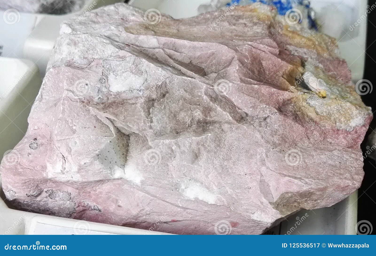 Roca Con El Sulfato De La Alunita Imagen de archivo - Imagen de arizona ...