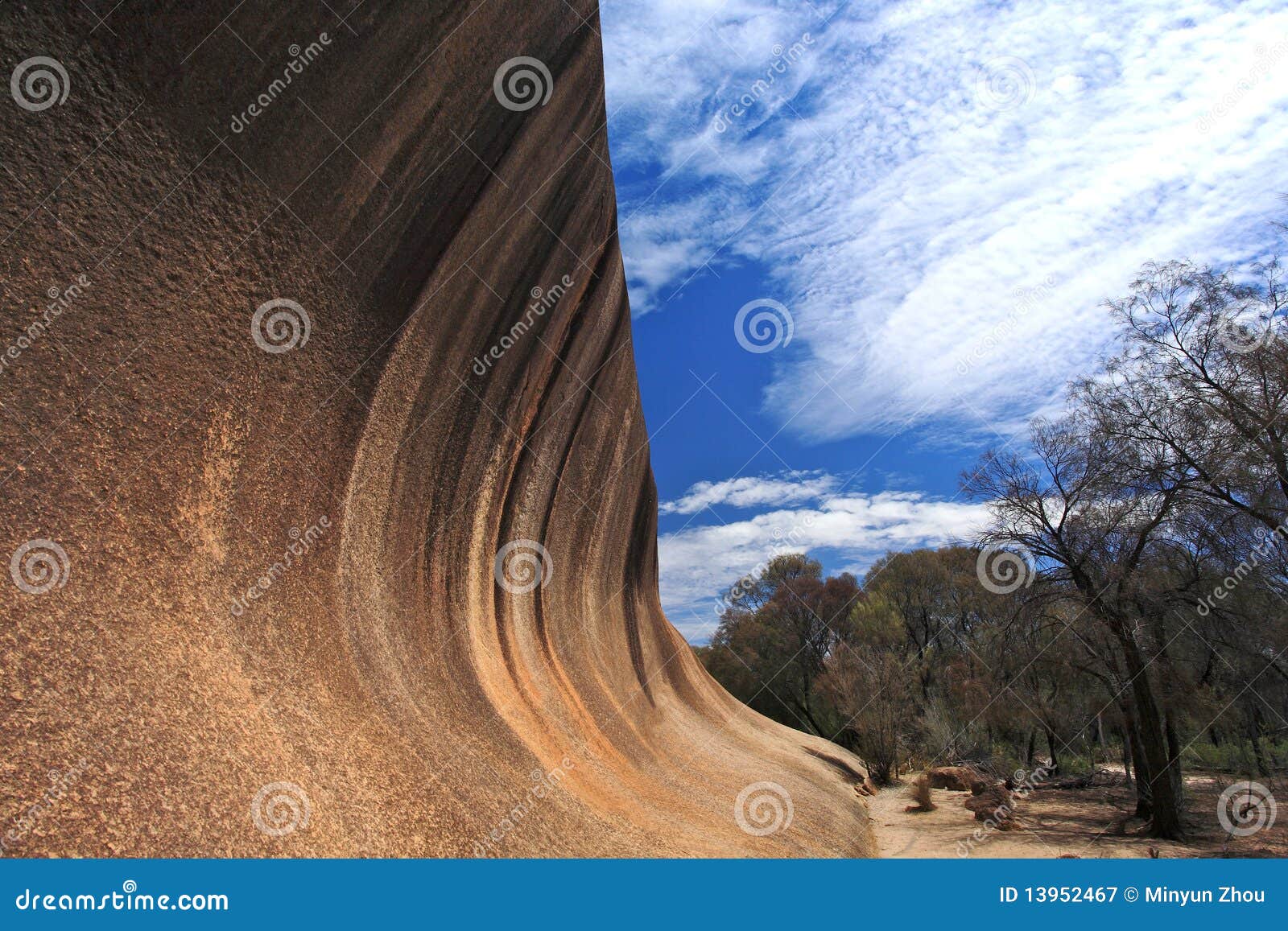 Roca De La Onda En Australia Occidental Imagen de archivo - Imagen de ...