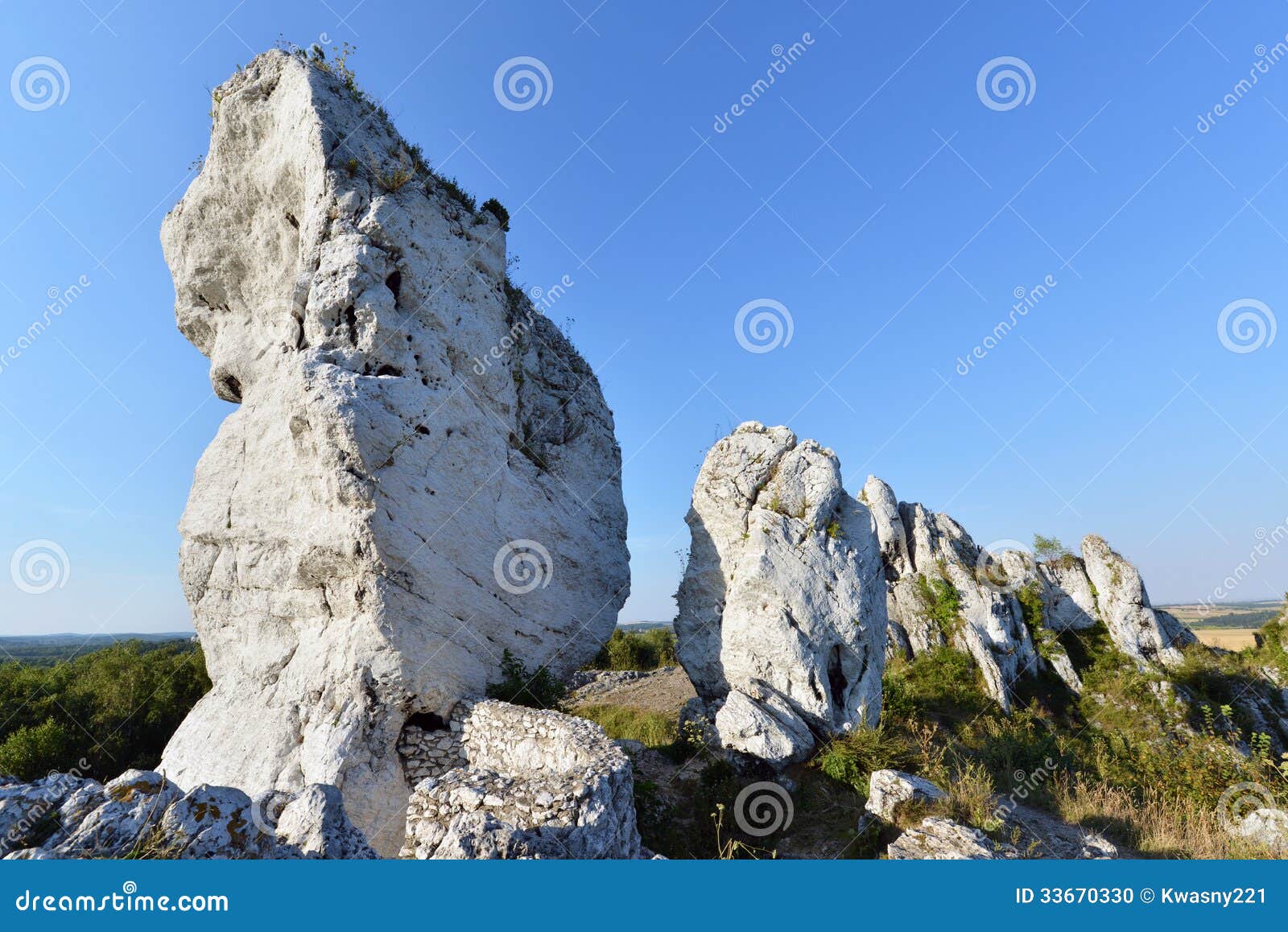 Rocas de la piedra caliza foto de archivo. Imagen de literatura - 33670330