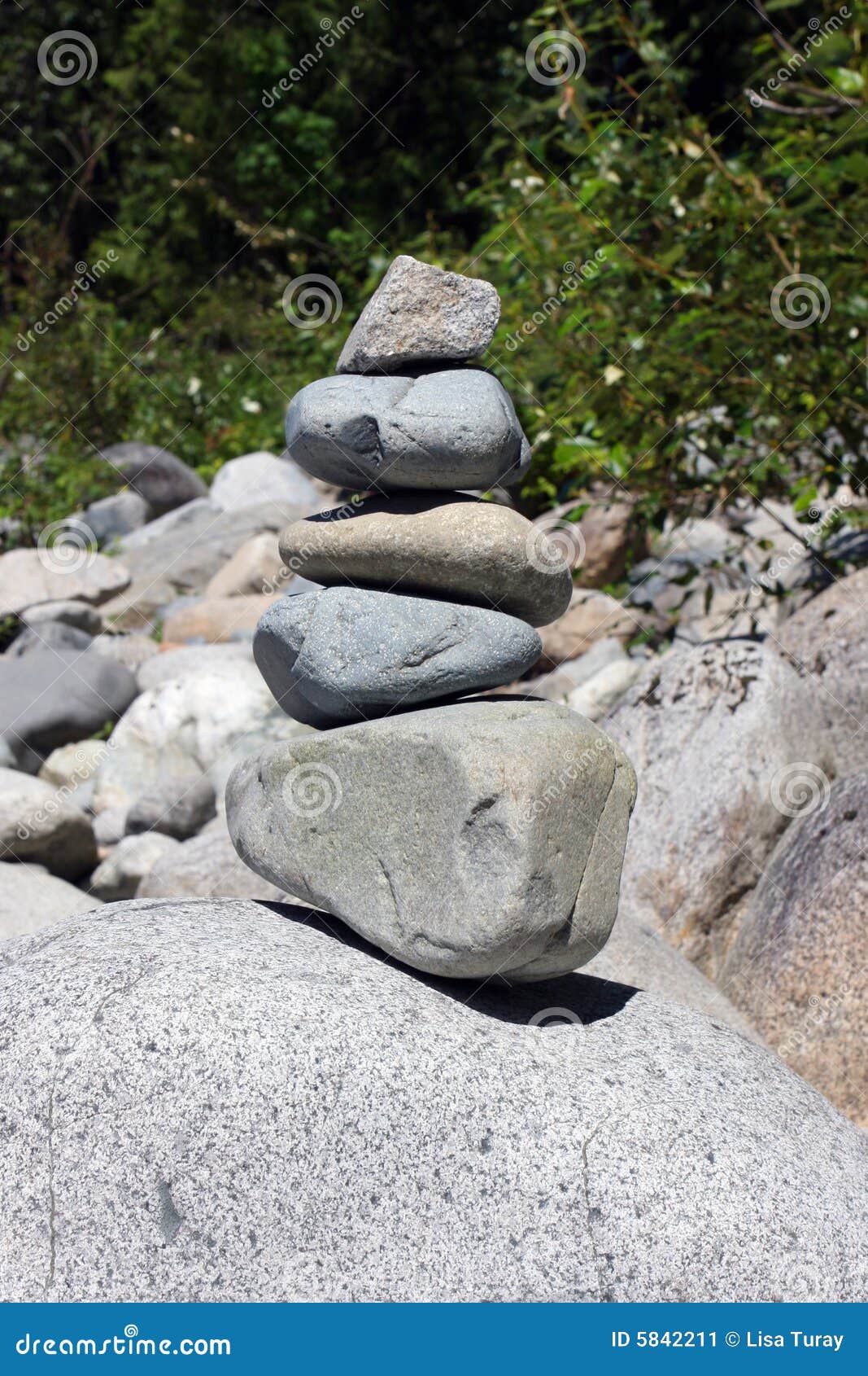 Rocas apiladas imagen de archivo. Imagen de unidad, rocas - 5842211