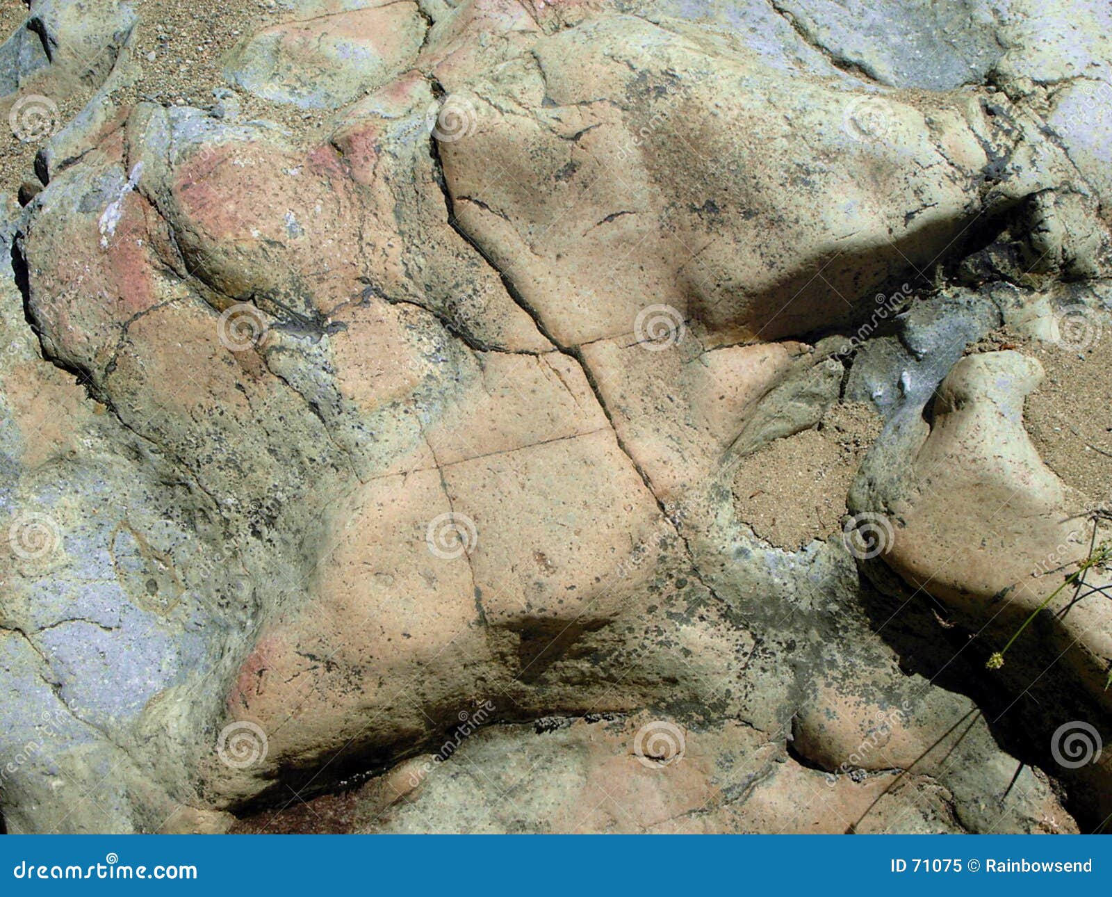 Rocas serpentinas imagen de archivo. Imagen de pink, serpentina - 71075