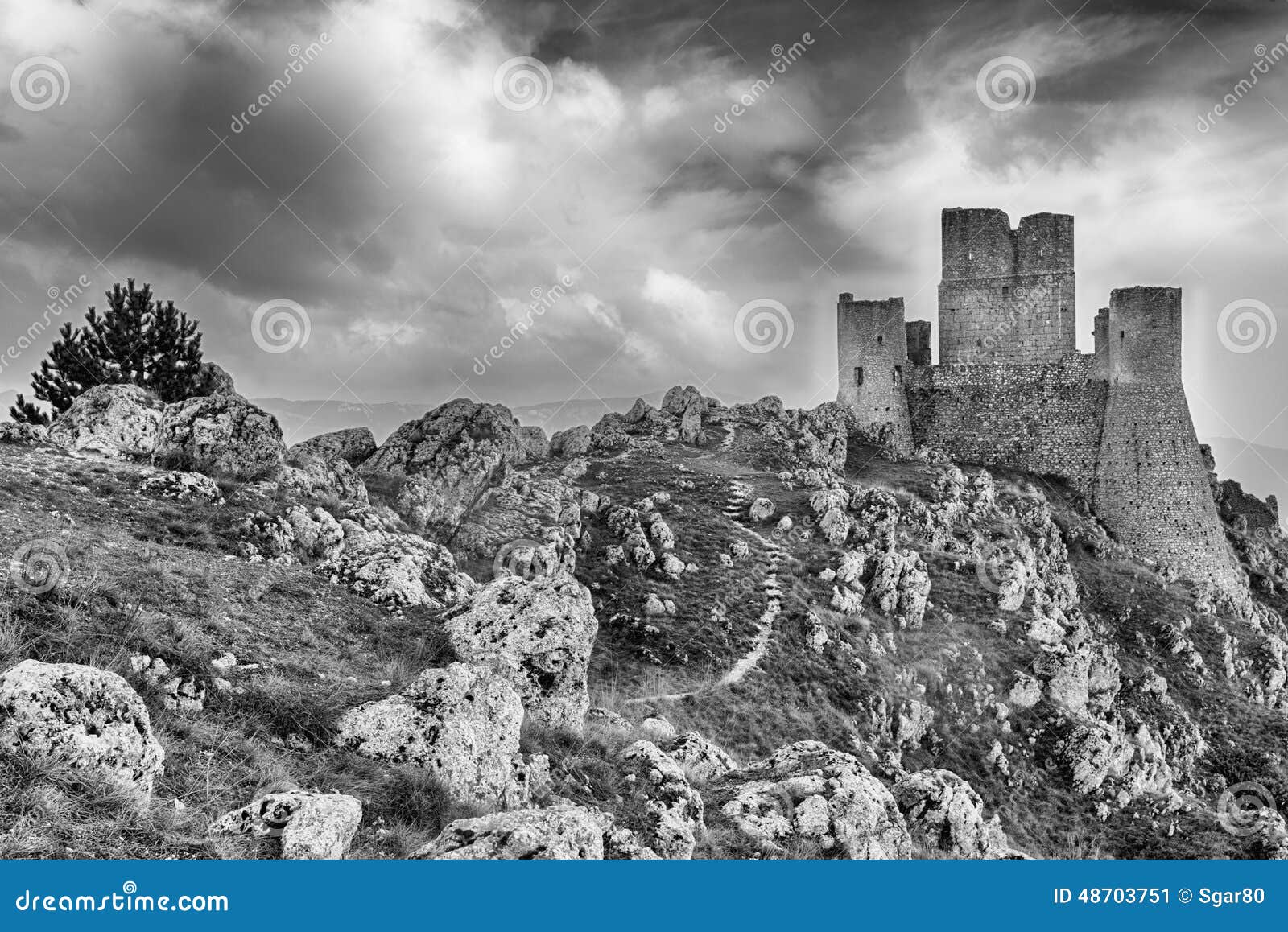 Rocca Calascio stock image. Image of antique, famous - 48703751