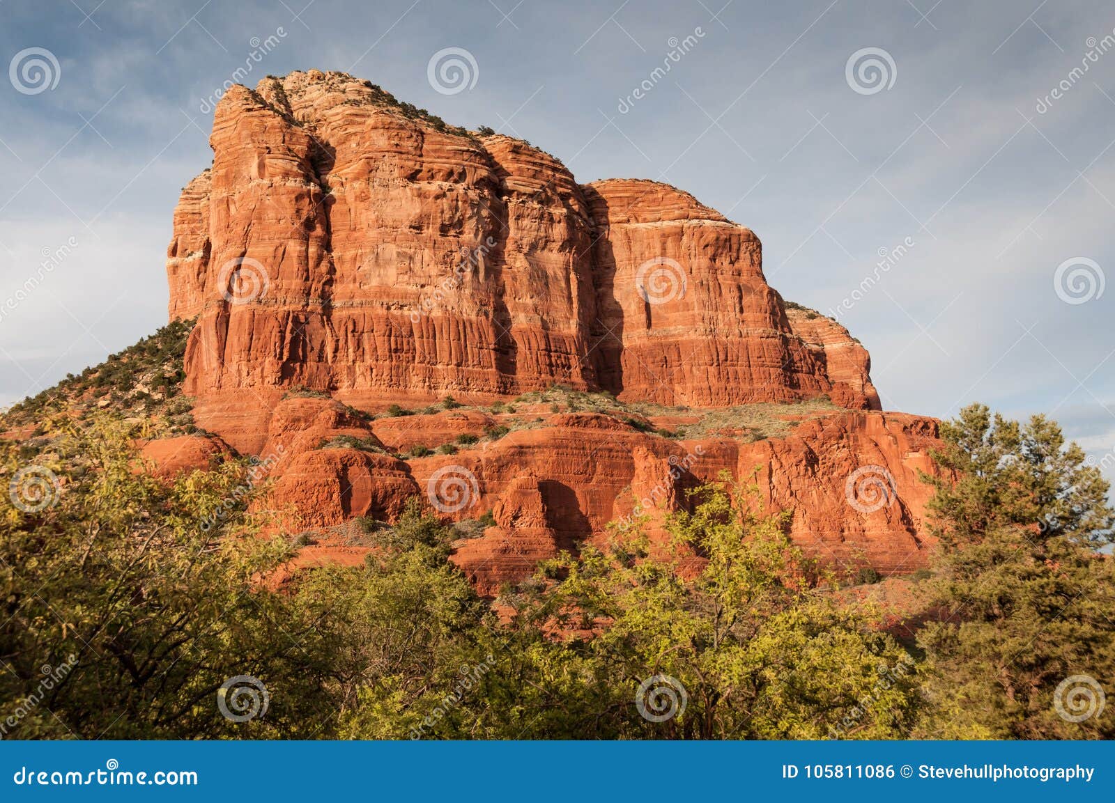Rochas Vermelhas Espirituais E Bonitas Foto de Stock - Imagem de ...