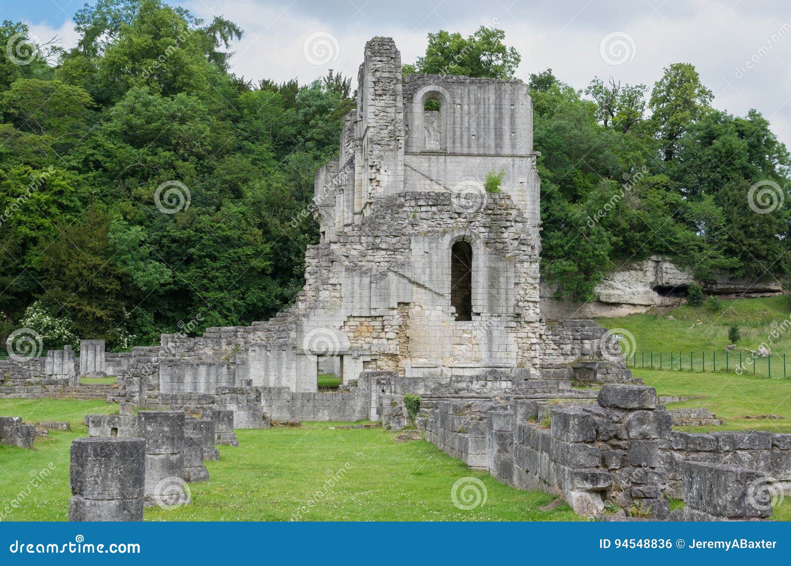 Roche Abbey, Maltby, Rotherham, England Stock Photo - Image of green ...