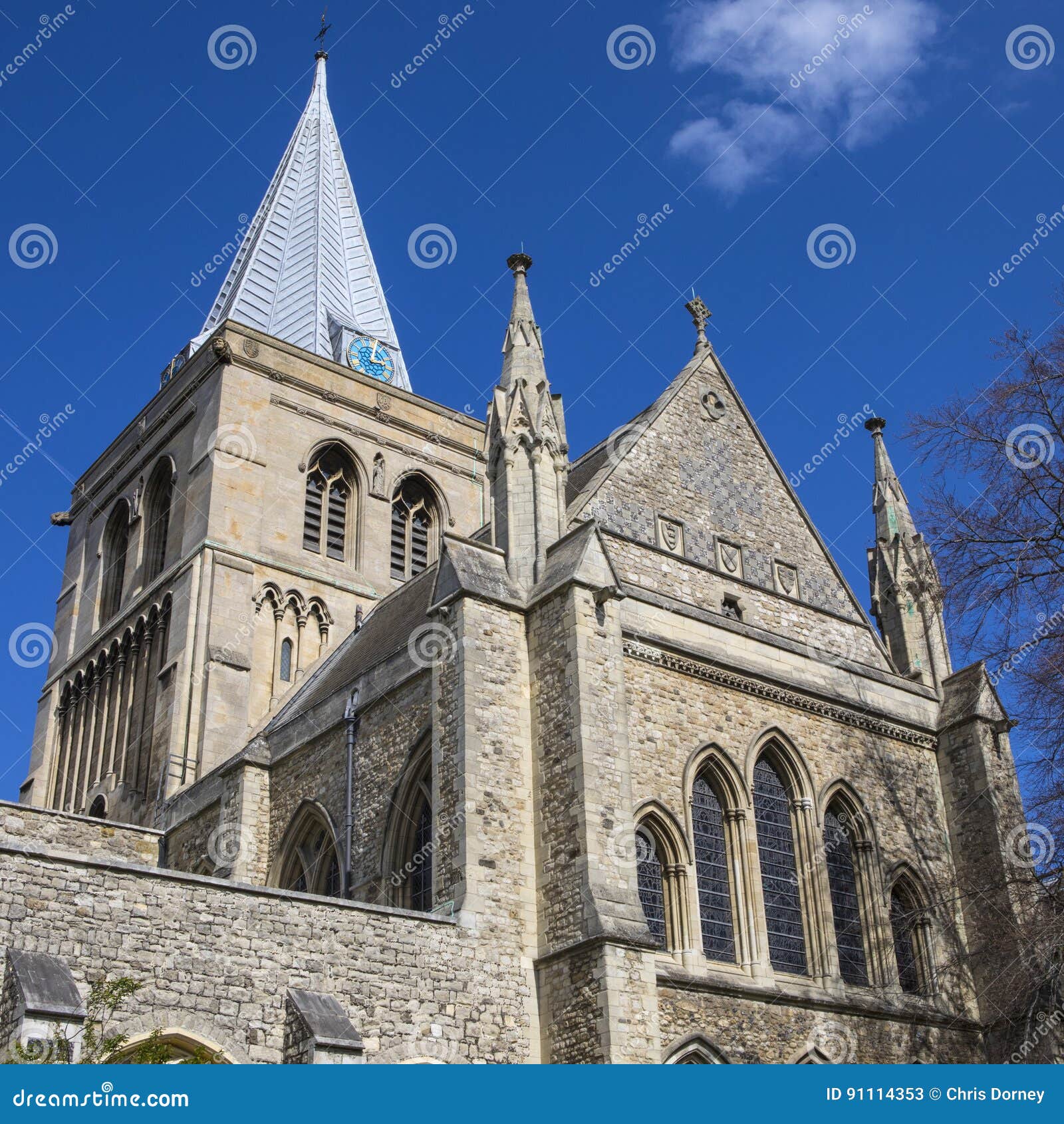 Rochester Cathedral in Kent Editorial Stock Photo - Image of ...