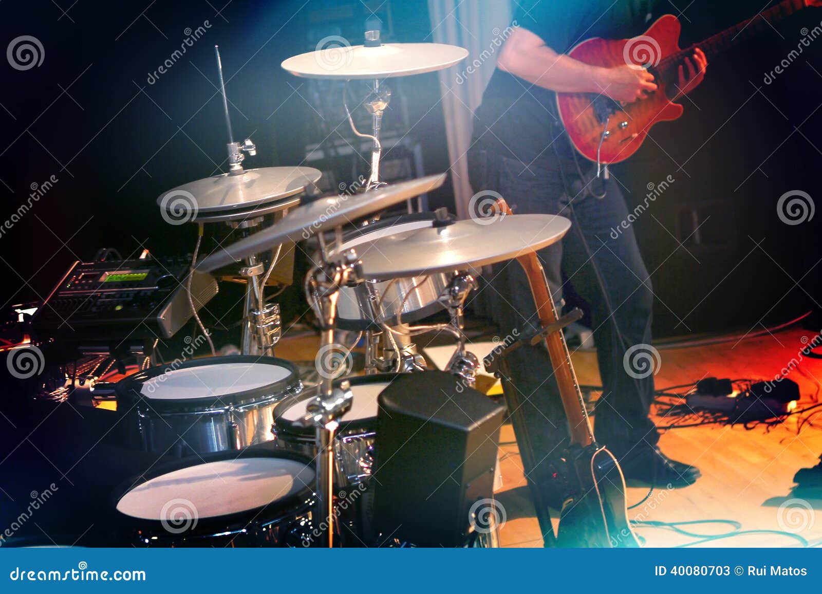 Band Bus Royalty-Free Stock Photography | CartoonDealer.com #471989