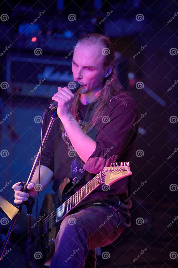 Rock band frontman editorial photography. Image of rock - 22413527