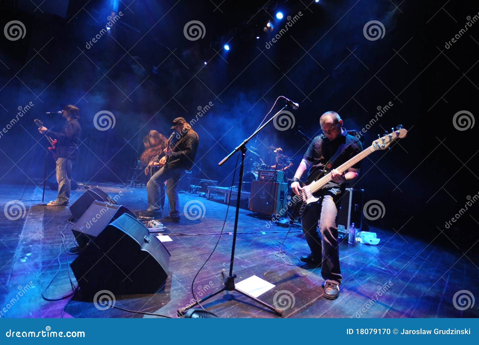 Rock Band On Stage Editorial Image - Image: 18079170