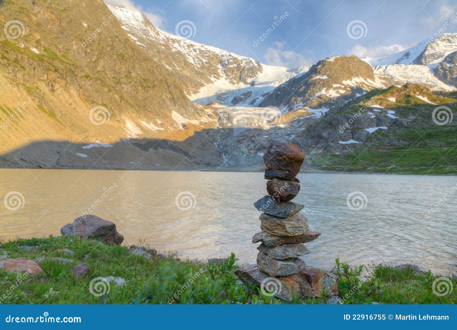 Rock Cairn Mark at Glacier Lake Stock Image - Image of alpine, hiking ...