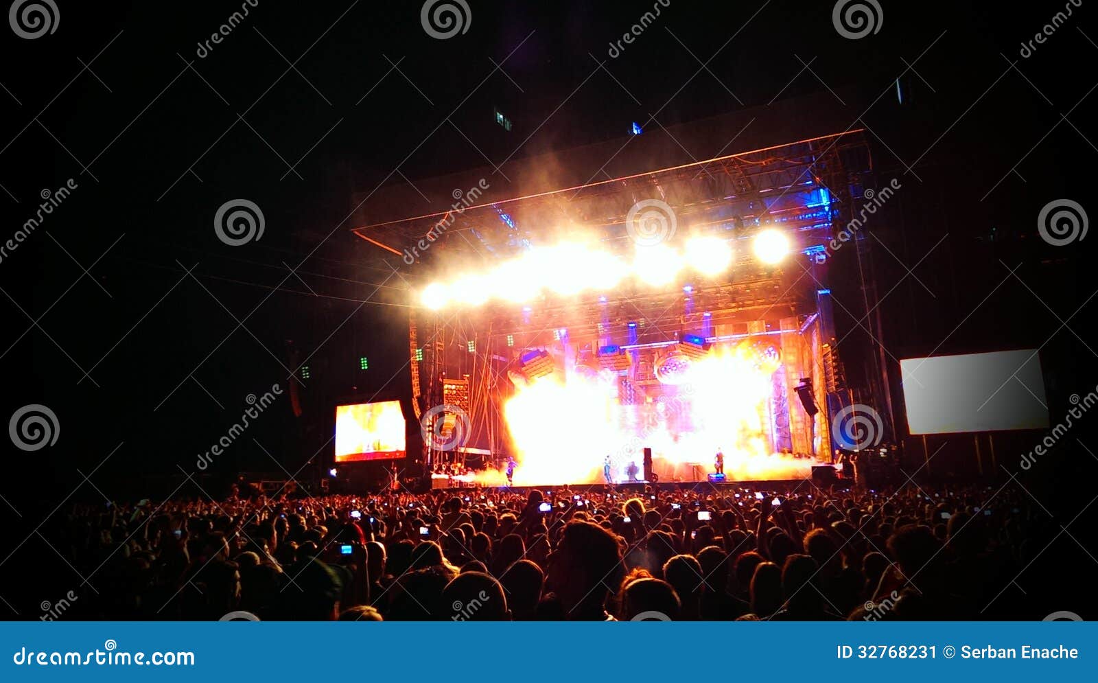 Rock Concert Stock Image - Image: 32768231