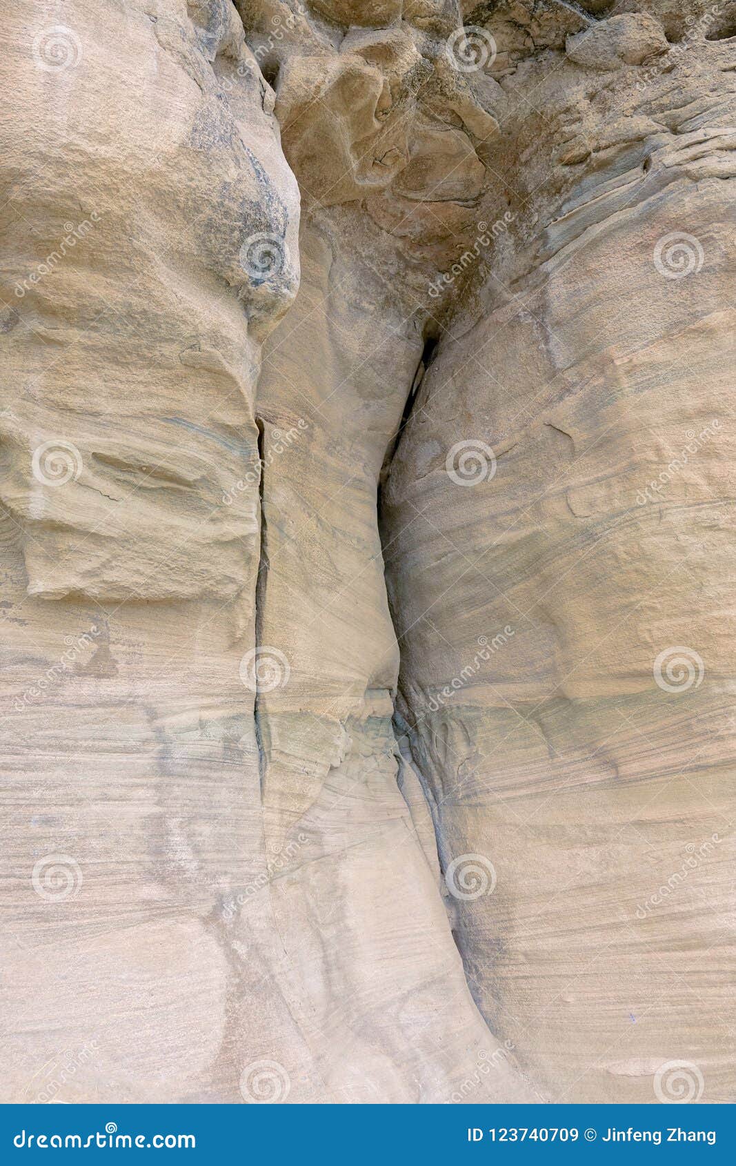 Rock crevice stock image. Image of rocks, rock, erosion - 123740709