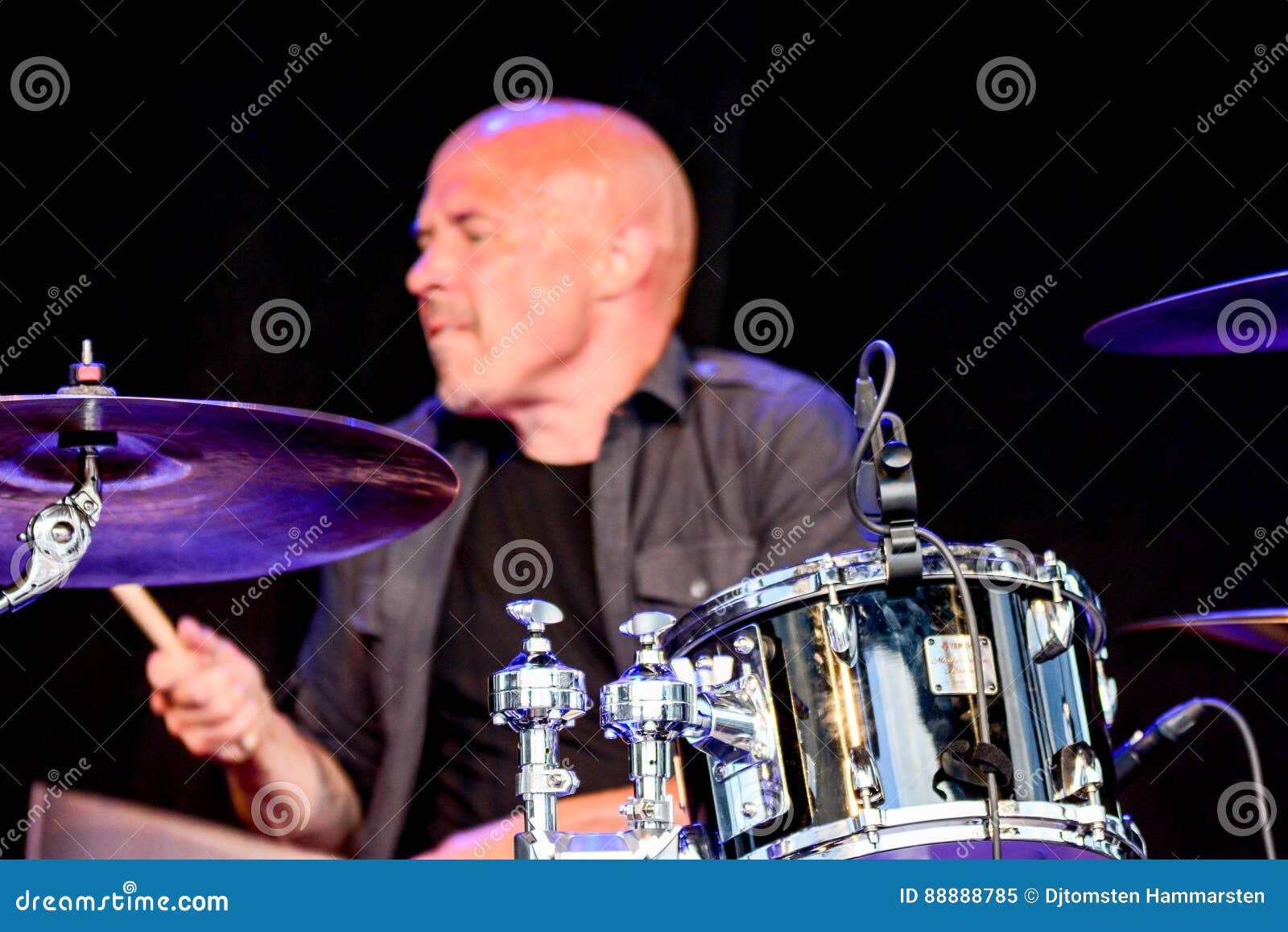 Rock drummer editorial image. Image of basedrum, stage - 88888785