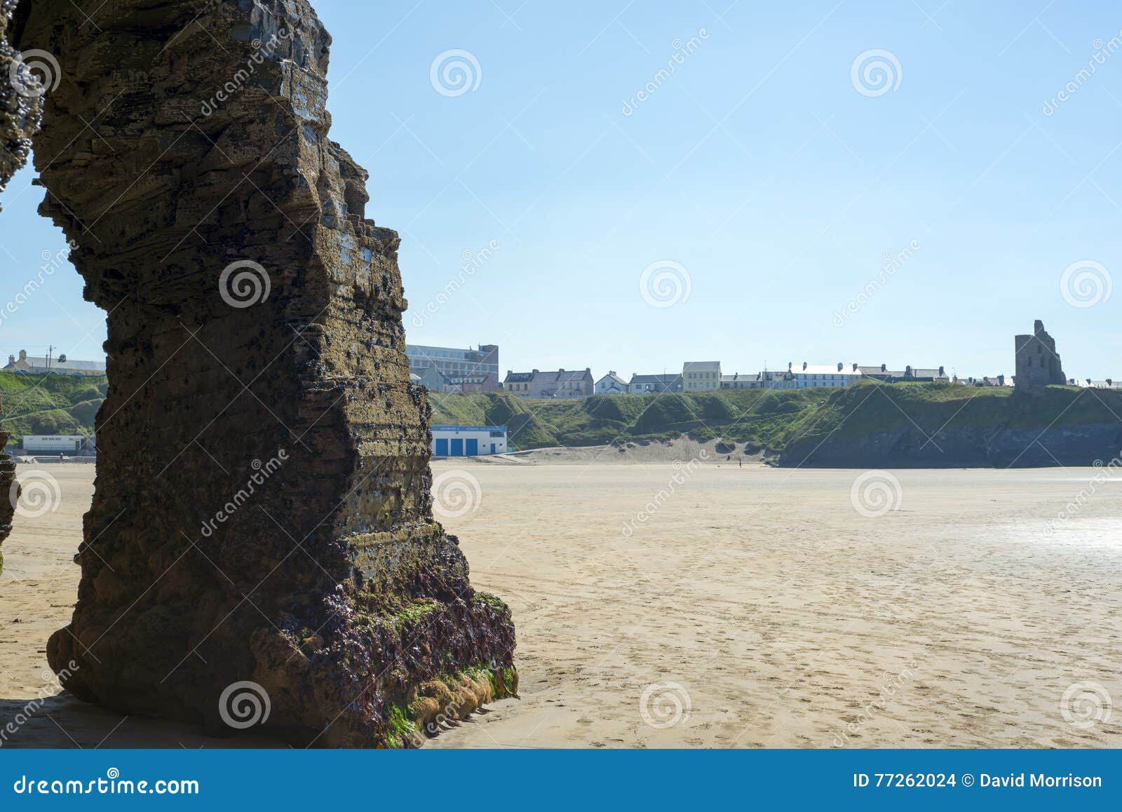 Rock Formation at the Ballybunion Cliffs Stock Photo - Image of arch ...