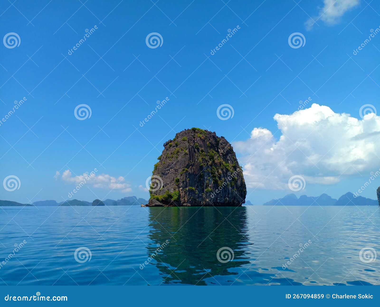 Rock Formation in the Island of Elnido Palawan Stock Image - Image of ...