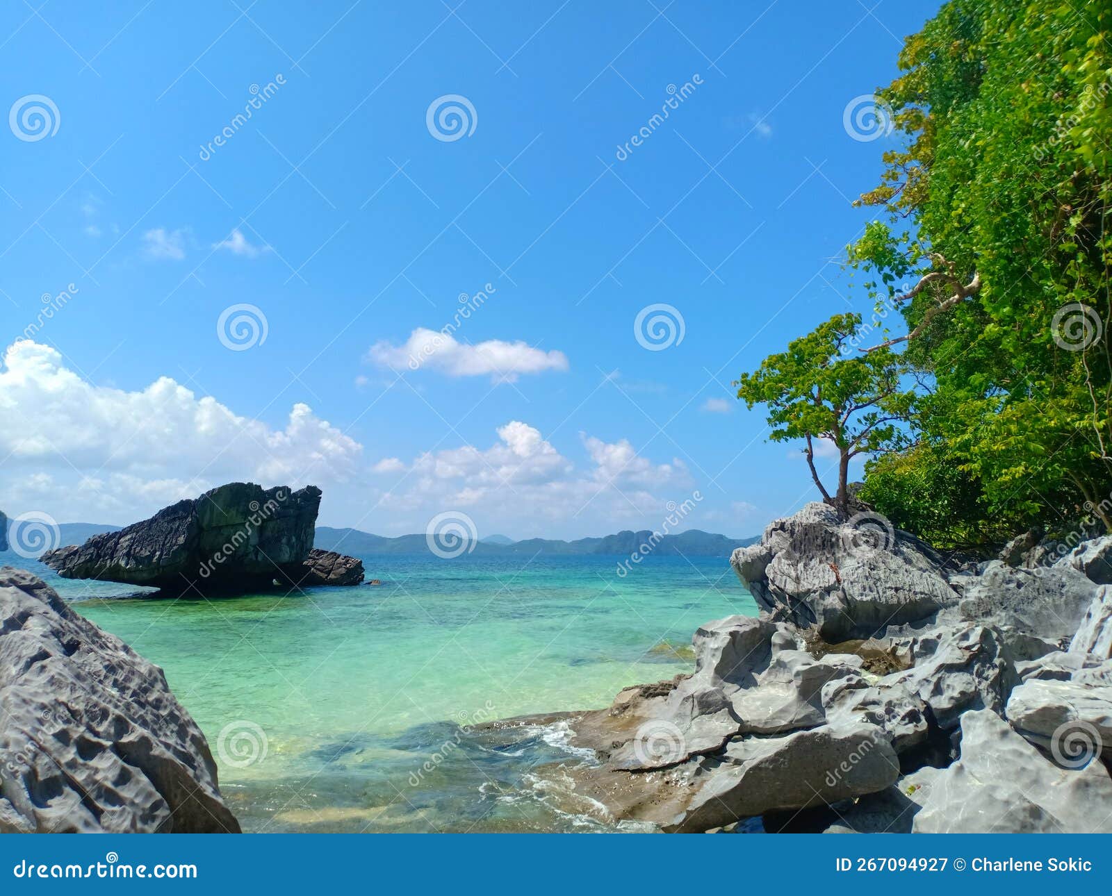 Rock Formation in the Island of Elnido Palawan Stock Image - Image of ...