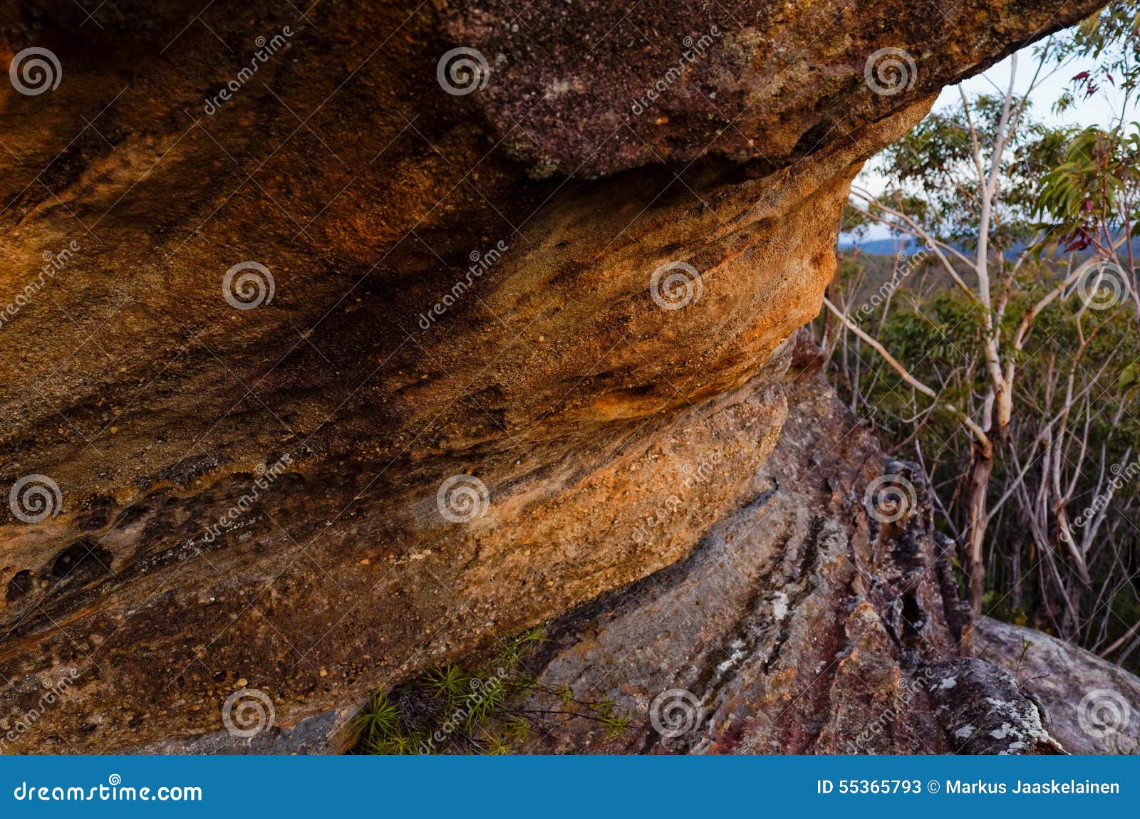 Rock Formations in the Australian Bush Stock Image - Image of australia ...