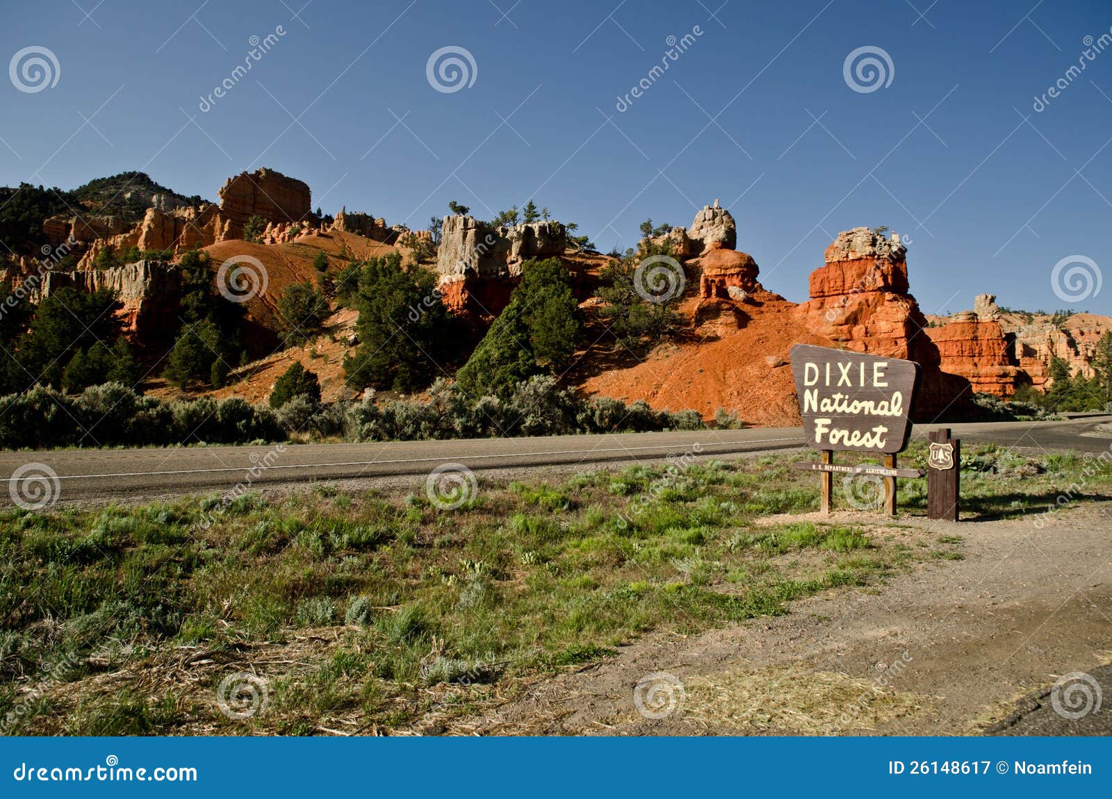 Rock Formations in Dixie National Forest Stock Image - Image of hoodoo ...