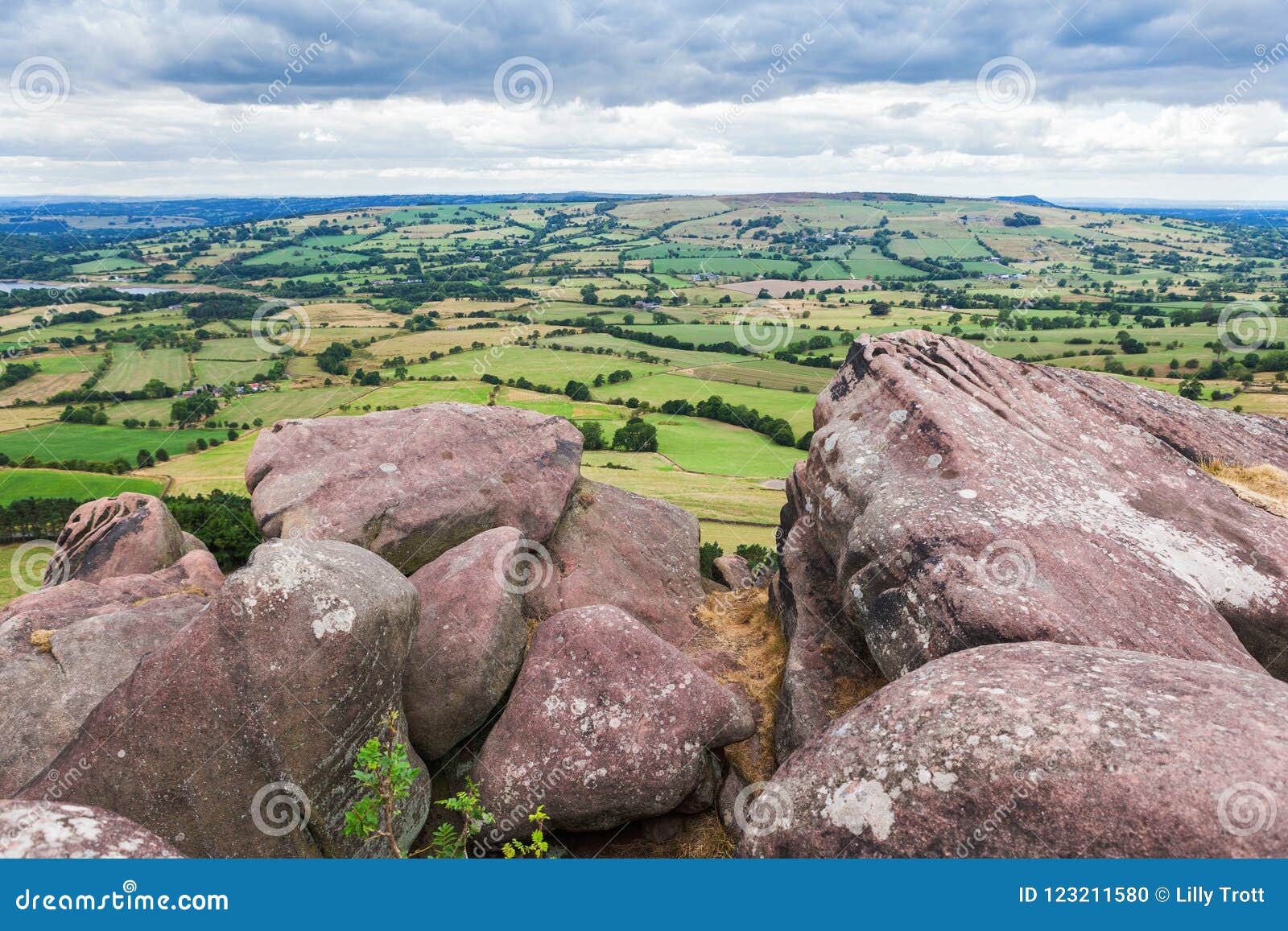 The Roaches, Peak District, UK Stock Photo - Image of mountains, park ...