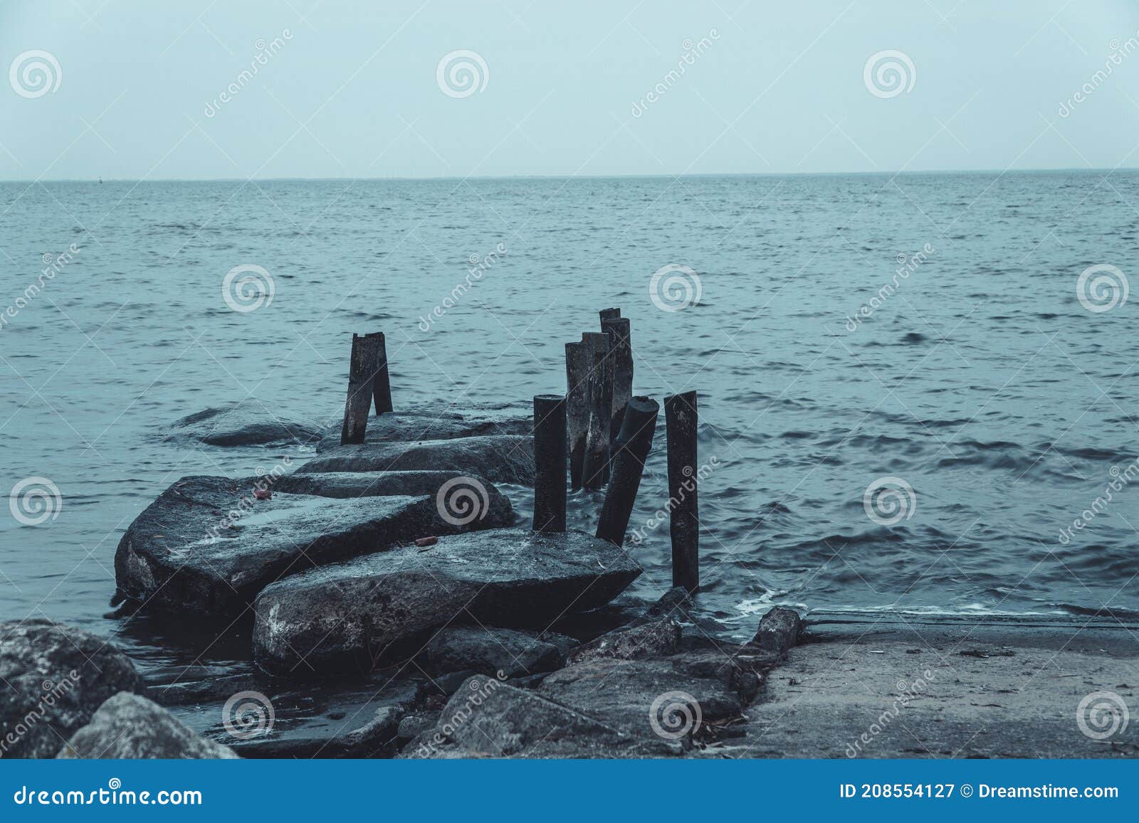 Rock path to lake stock image. Image of cliffs, evening - 208554127