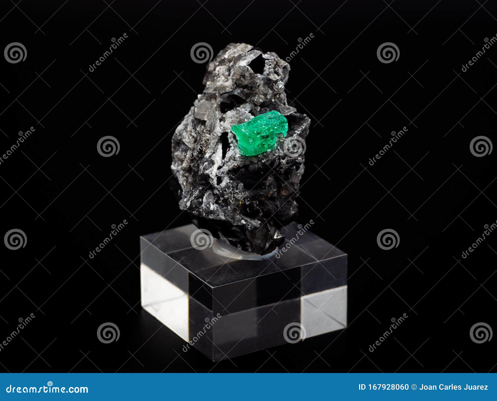 Rock with Raw Emerald Crystal with Black Background Stock Photo - Image ...